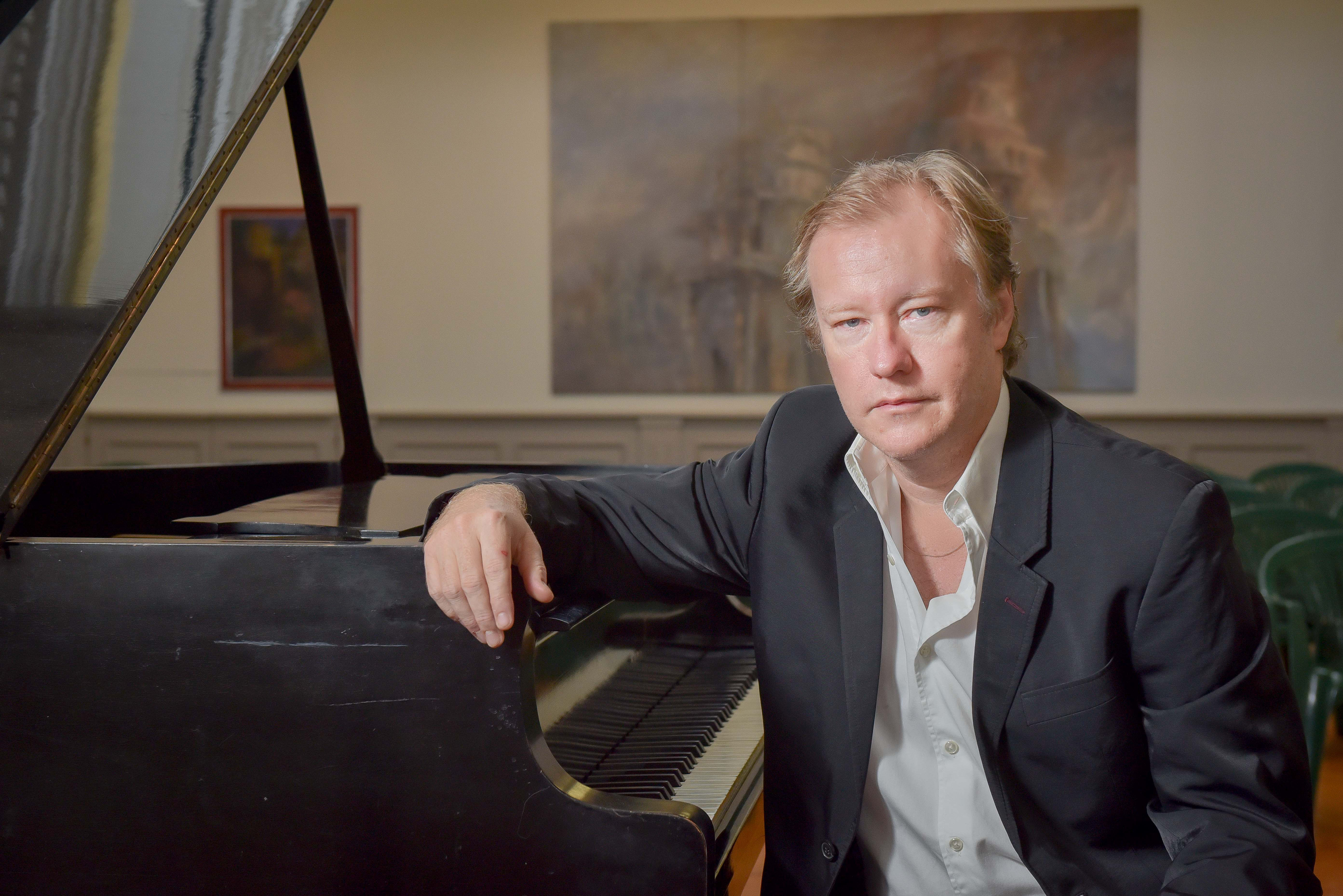 Christopher Duigan to play Chopin at the Everard Read Gallery | theluvvie
